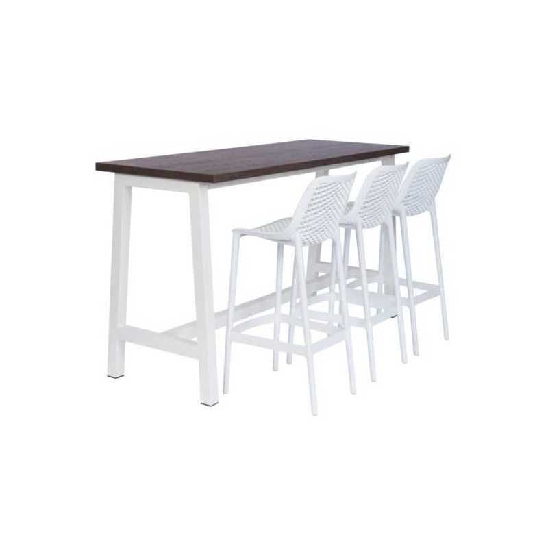 Stand High Meeting Tables Ideal for Touchdown Office Space